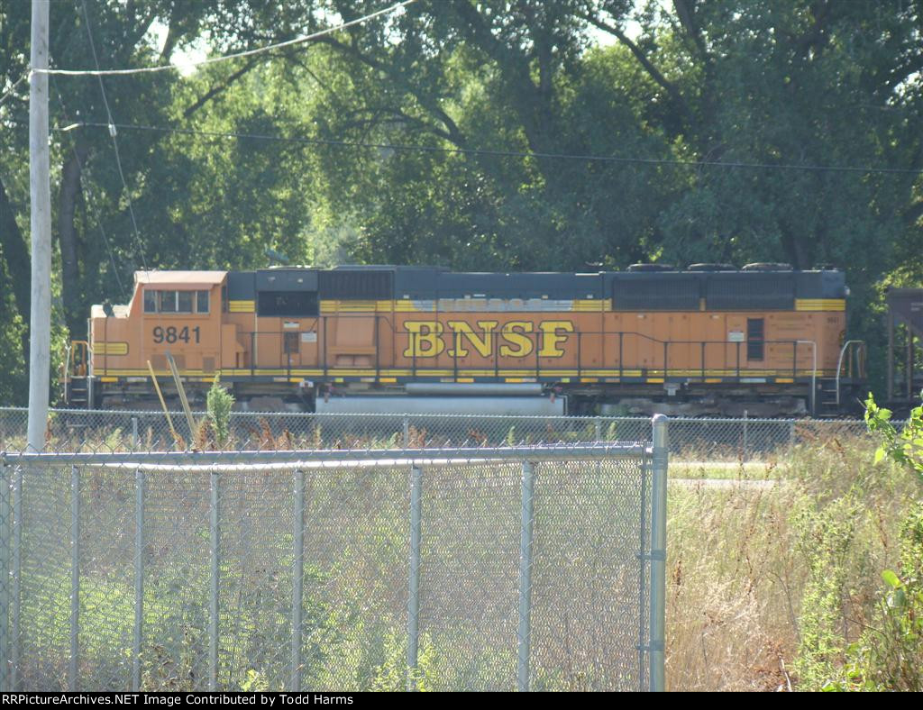 BNSF 9841